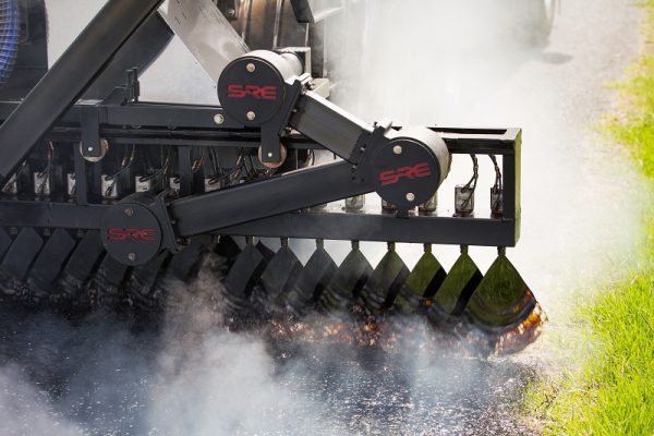 SRE Telescopic Spray Bar - Specialised Roading Equipment